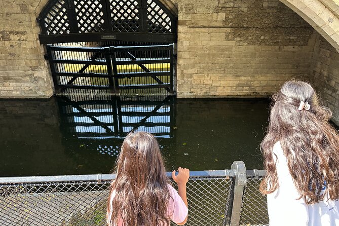 Kid-Friendly Private Tower of London Tour With Blue Badge Guide - Important Information and Recommendations