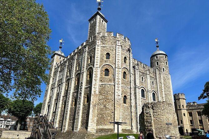Kid-Friendly Private Tower of London Tour With Blue Badge Guide - Cancellation and Pricing