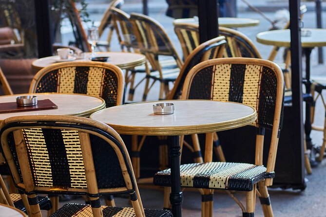 -Kids Friendly- Eat, Play, Love Montmartre: 3H Walking Food Tour - Parisian Breakfast Experience
