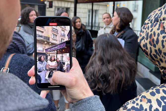 -Kids Friendly- Eat, Play, Love Montmartre: 3H Walking Food Tour - Savoring French Specialties