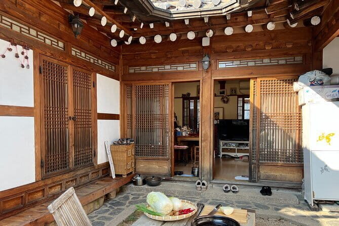 Kimchi Making Class (+ Korean BBQ) in Traditional Hanok Courtyard - An In-Depth Look at the Experience