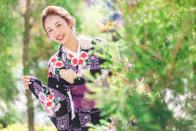 Kimono Experience and Photo Session in Osaka - Kimono Selection and Styling