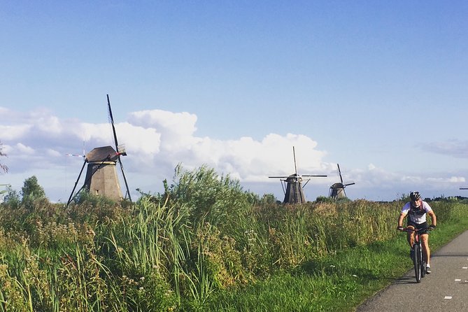 Kinderdijk Area Cycling Tour - Health and Safety Considerations