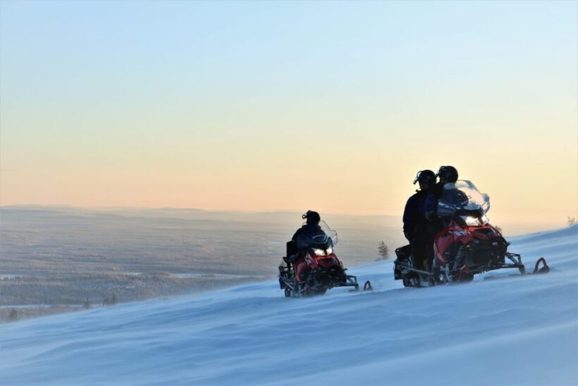 King of Ylläs: Snowmobiling to the Hill - What You Can Expect on This 3-Hour Adventure