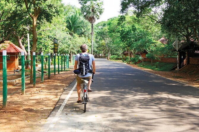 Kingdom Trail Cycling Tour from Mount Lavinia - What to Expect at Each Stop