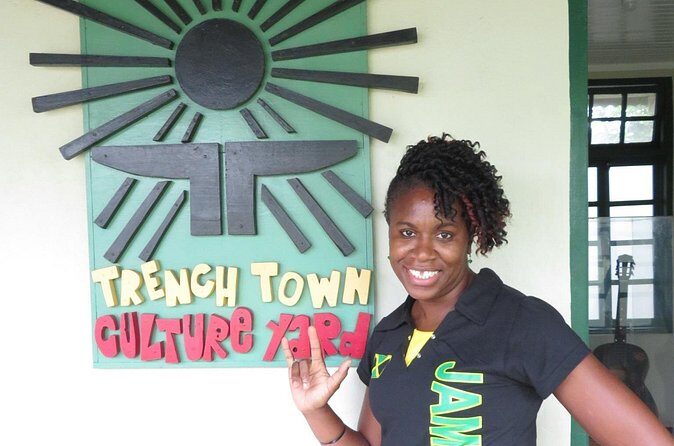 Kingston City Tour (starting in Kingston) - What’s Included and What’s Not