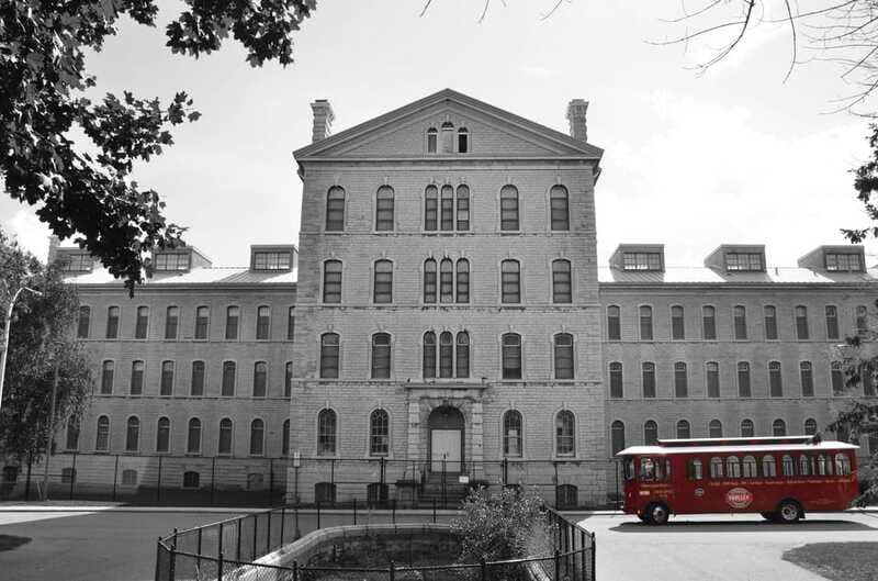 Kingston: Ghosts and Mysteries Trolley Tour - Authenticity and the Value of the Stories