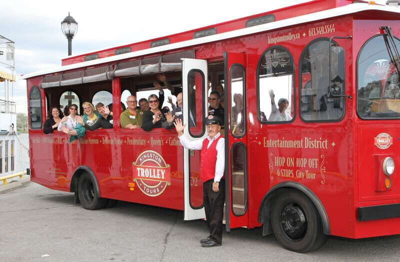 Kingston: Hop-On Hop-Off Trolley Tour - The Experience of Guided Commentary