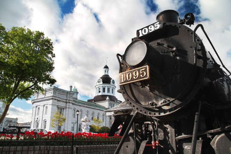 Kingston: Hop-On Hop-Off Trolley Tour - Why This Tour Works Well