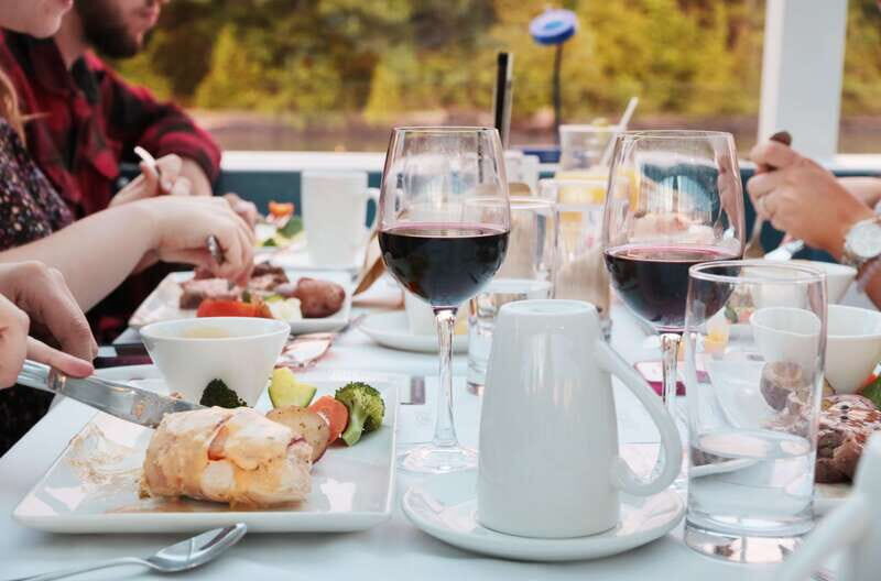 Kingston: Lunch Cruise of Thousand Islands - Practical Tips for Your Cruise
