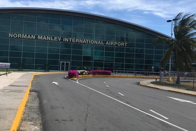 Kingston Roundtrip Airport Taxi Transfer to RIU Ocho Rios & Moon Palace Hotels - Introducing the Kingston Roundtrip Airport Taxi Transfer to RIU Ocho Rios & Moon Palace Hotels