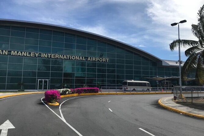 Kingston Roundtrip Airport Taxi Transfer to RIU Ocho Rios & Moon Palace Hotels - Final Thoughts: Who Should Consider This Service?