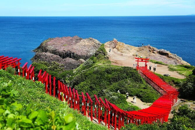 Kintai Kyo Bridge and Iwakuni Castle with Local Guide - The Sum Up