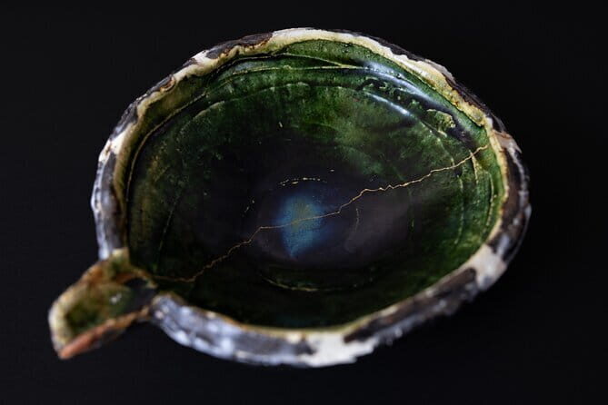Kintsugi Workshop Class in Shibuya, Tokyo with mon cadeau - The Sum Up