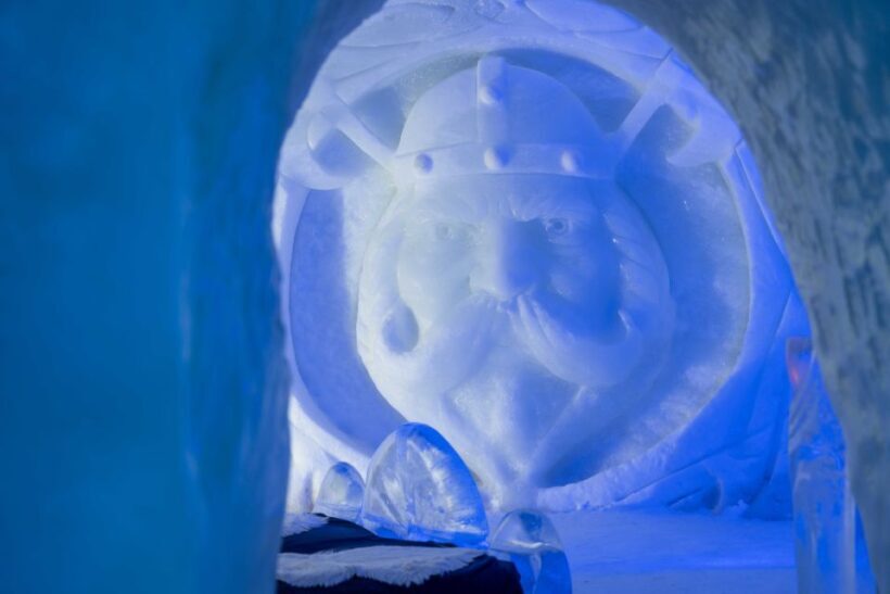 Kirkenes: Snowhotel Entrance Ticket - Exploring the Grounds