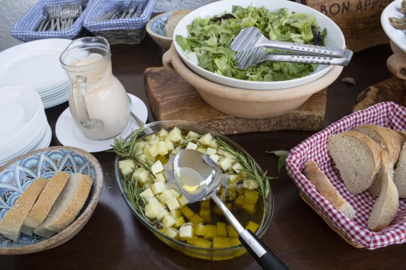 Kissamos: Greek Night with Buffet Dinner and Plate Smashing - Analyzing the Value