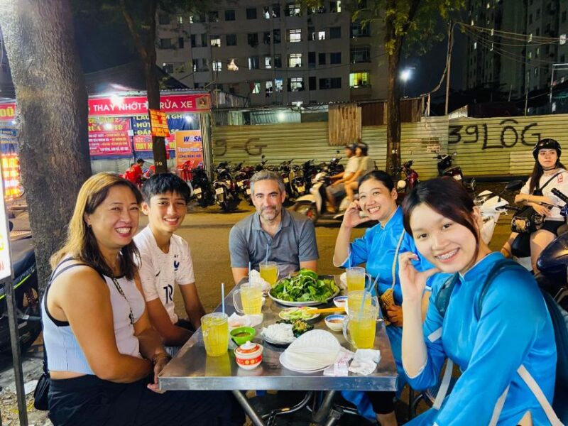 KISSTOUR| Saigon By Night & Street Food Tour on Motorbike - An Overview of the Saigon Night & Street Food Experience