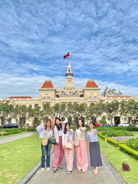 KISSTOUR | Saigon Full Day City Tour with Ao Dai - Key Points