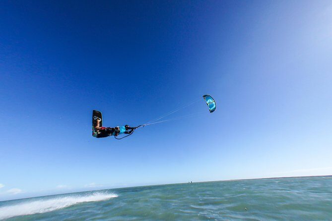 Kitesurfing Lesson - Who Will Love This Experience?
