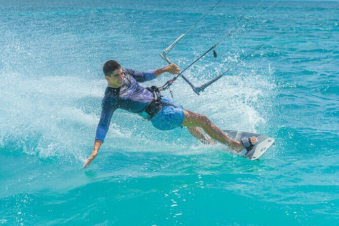 Kitesurfing Lessons in Aruba with Vela Sports - Practical Tips for Participants