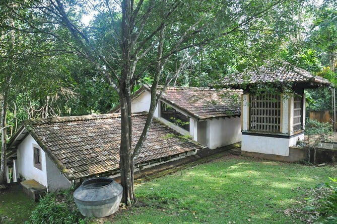 Kithulgala Belilena Cave Tour from Colombo - FAQ