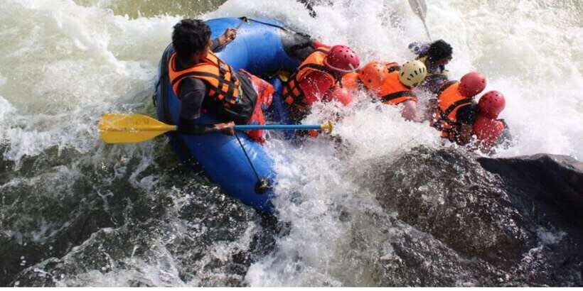 Kithulgala Thrills: White Water Rafting Bliss! - A Balanced Perspective