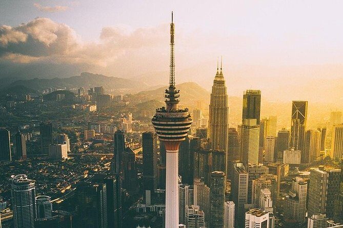 KL Evening Tour with Symphony Fountain Show & KL Tower Ticket SIC - FAQ