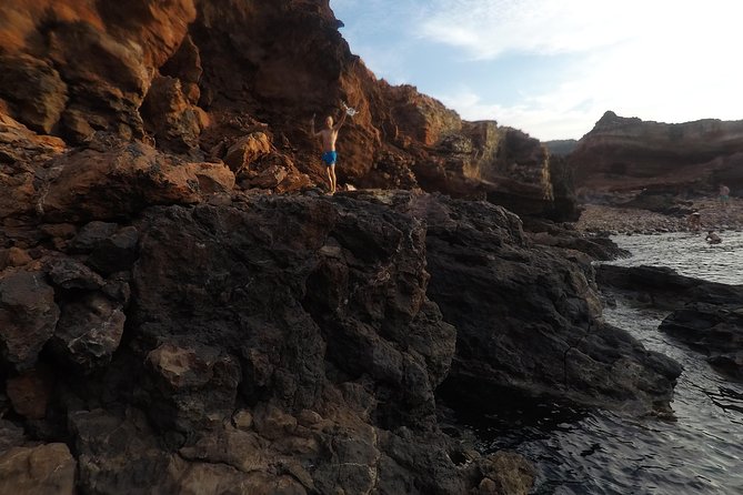 Kleftiko Full Day Sailing Cruise With Snorkeling & Lunch - Dining Options on Board