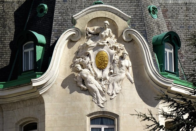 Klimts Kisses From Vienna a Private Expert-Walk From Baroque to Art Nouveau - Navigating the Logistics of the Walking Tour
