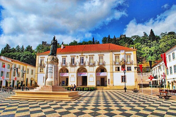 Knights Templar private day tour from Lisbon - FAQs