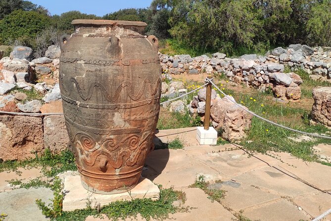Knossos Palace and Heraklion City Guided Tour from Chania - Who Should Book This Tour?