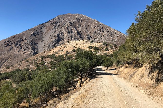 Knossos Palace and Old Pottery Village in the Mountains (Luxury Adventure) - Pickup and Transport Arrangements