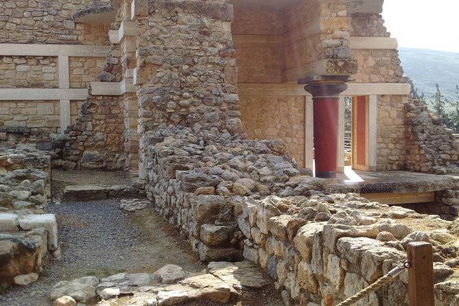 Knossos Palace Guided Walking Tour - Exploring the Architectural Wonders of Knossos