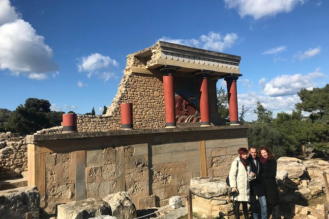 Knossos Palace With Transfer and Entry Ticket - Archaeological Significance