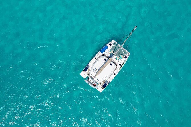 Knot at Work - Half Day Private Catamaran Cruise in Sint Maarten - The Crew and Service