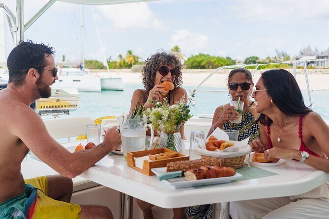 Knot at Work - Private Catamaran Tour in St Maarten - Full day - The Sum Up