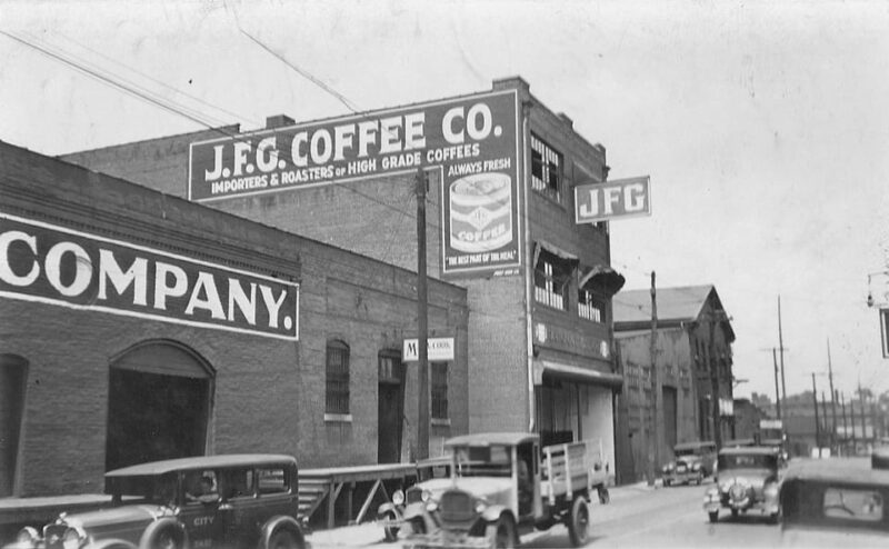 Knoxville: Hidden Gems Walking Tour with Ice Cream & Coffee - The Sum Up