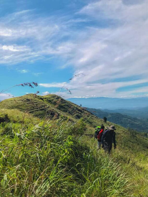 Knuckles Mountain Range: Hidden Waterfall Chain Hike - FAQs