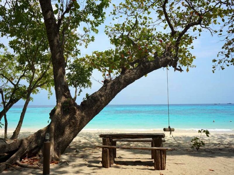 Ko Lanta: Koh Rok & Koh Haa Snorkelling Tour by Speedboat - FAQ