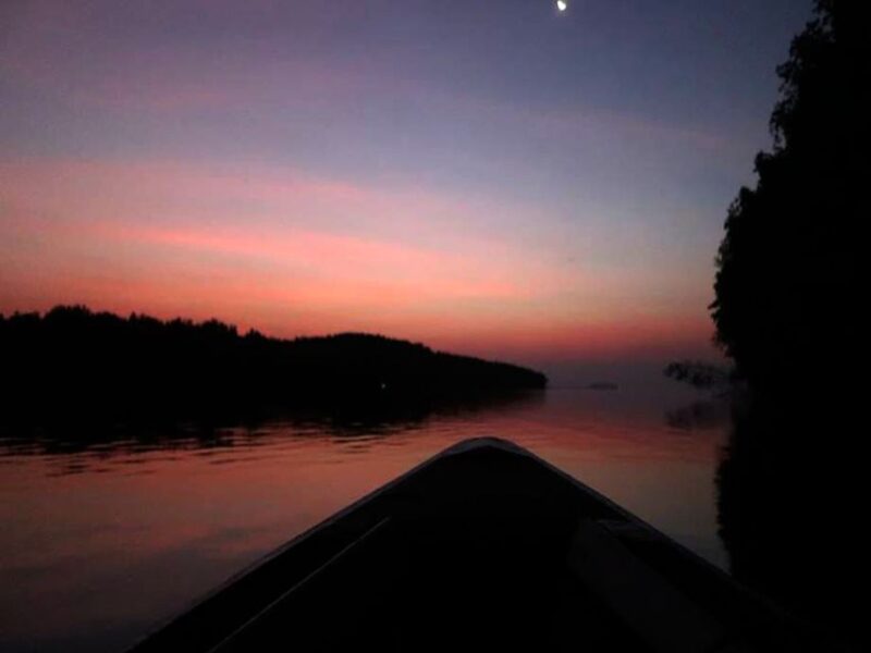 Ko Lanta: Sunrise Gondola Boat Ride with Breakfast - Key Points