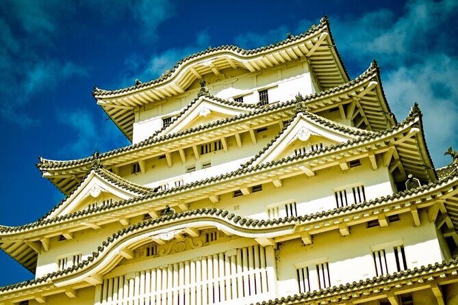 Kobe Airport Transfers : Kobe Airport UKB to Kobe City in Business Van - A 25-Minute Ride with a View