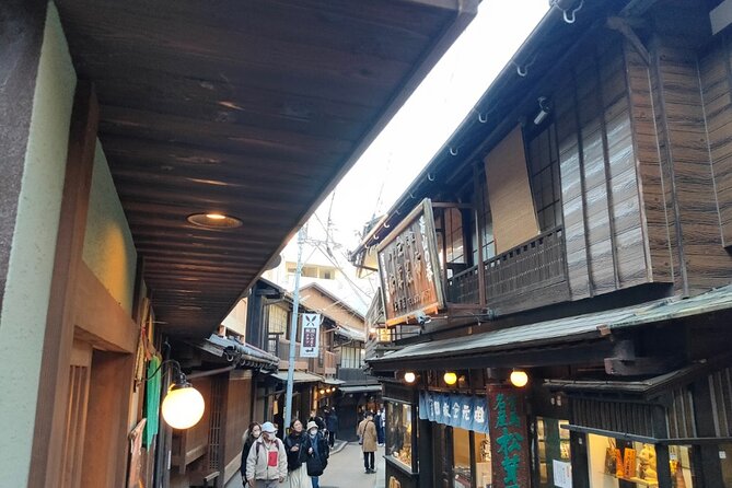 Kobe Guided Tour Including Port Area and Arima Onsen Town - Exploring Kobes Port City