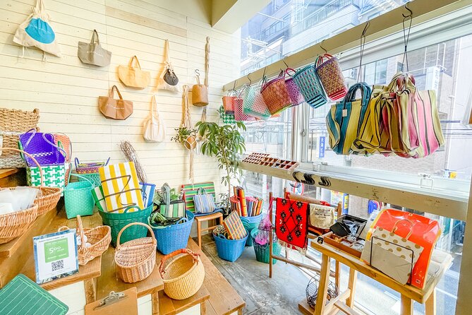 Kobe History & Photo Tour to Capture the Scenery and Cityscape - Strolling Through Otsunaka Street