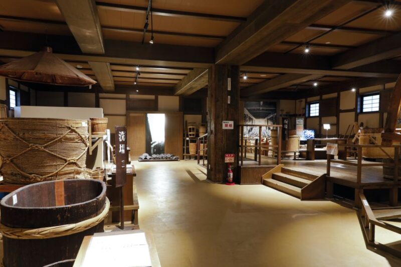 Kobe: Nada Sake Brewery District Private Walking Tour - Sawa No Tsuru Museum: Introduction to Sake-Making Process