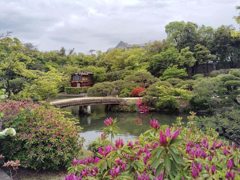 Kobe: Sorakuen Garden Guided Walking Tour - Key Points