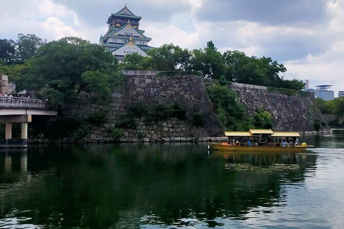 Kobe Trip from Osaka with Garden Walk Wagyu Lunch and Sake Tour - Practical Details and Value