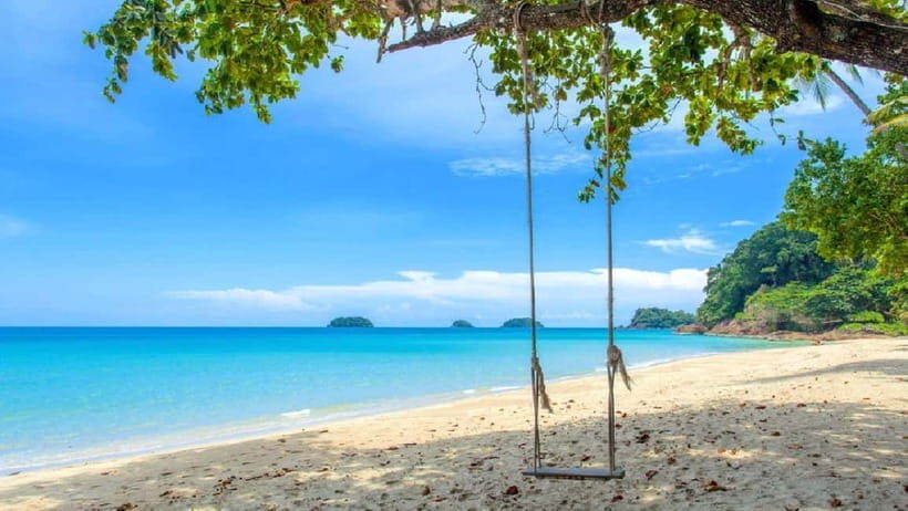 Koh Chang: 5 Island Guided Boat Tour with Lunch Buffet - Overview of the Tour Experience