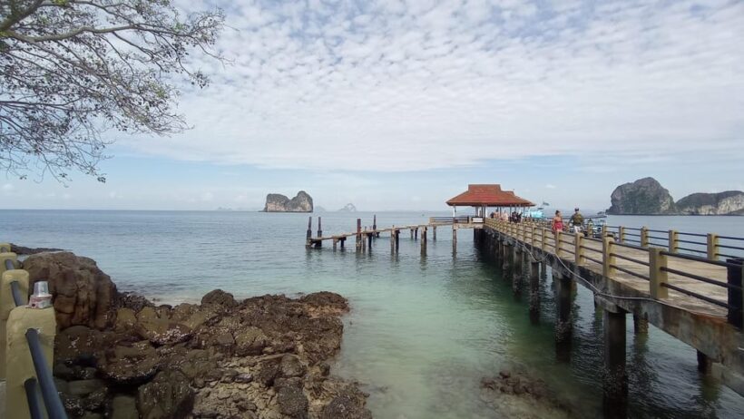 Koh Lanta: 4 Islands and Emerald Cave Tour by Longtail Boat - Frequently Asked Questions