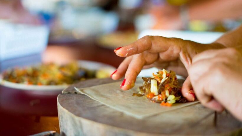 Koh Lanta: Evening Course at Lanta Thai Cookery School - Logistics and Value