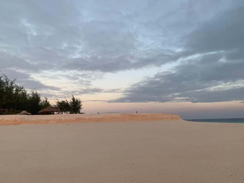 Koh Phi Phi Don : Jaw the full day trip - An In-Depth Look at the Tour Experience
